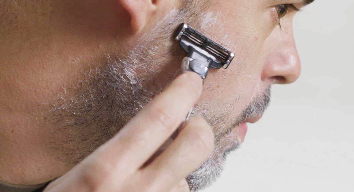 Ultimate Brushless Shave Cream with Menthol White Eagle